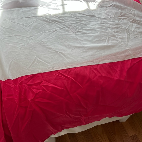Wamsutta | Bedding | Wamsutta Full Size Hot Pink Dust Ruffle | Poshmark